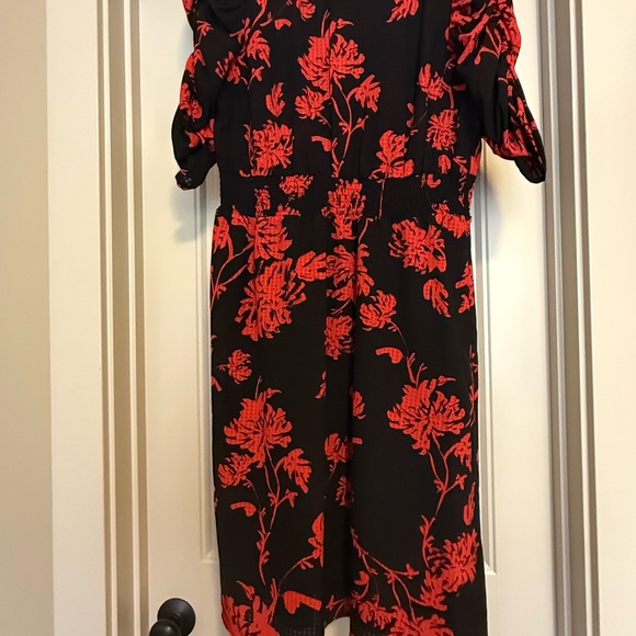 Who What Wear | Dresses | Who What Wear Black And Red Patterned Dress ...